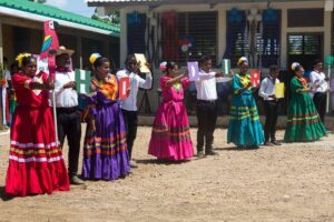 Salvadoran Traditional Clothing – A Vibrant Guide to El Salvador’s ...